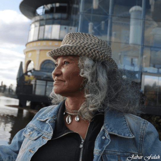 Elaine Lee | Women's Speakers Bureau - JourneyWoman